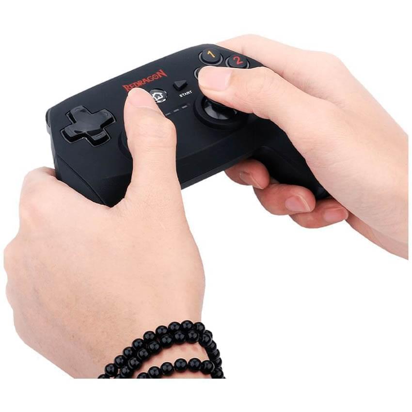 Joystick Pc Y Ps3 Redragon Harrow G808 Inalambrico